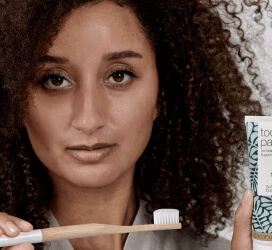 Do you have a loose tooth? Find causes and treatments here!